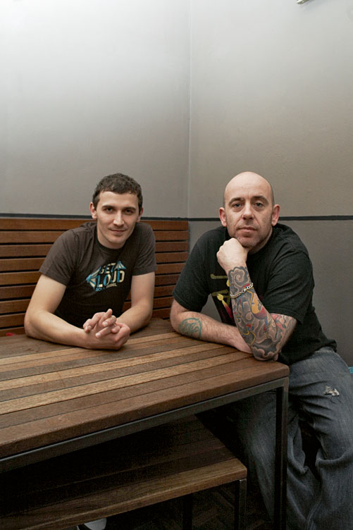 Marcel Dietel, 28, und Steven Korte, 38, Partymacher aus Bielefeld ...